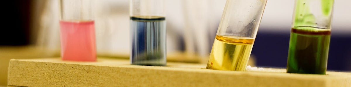 The Chemistry Lab | The Observatory Science Centre